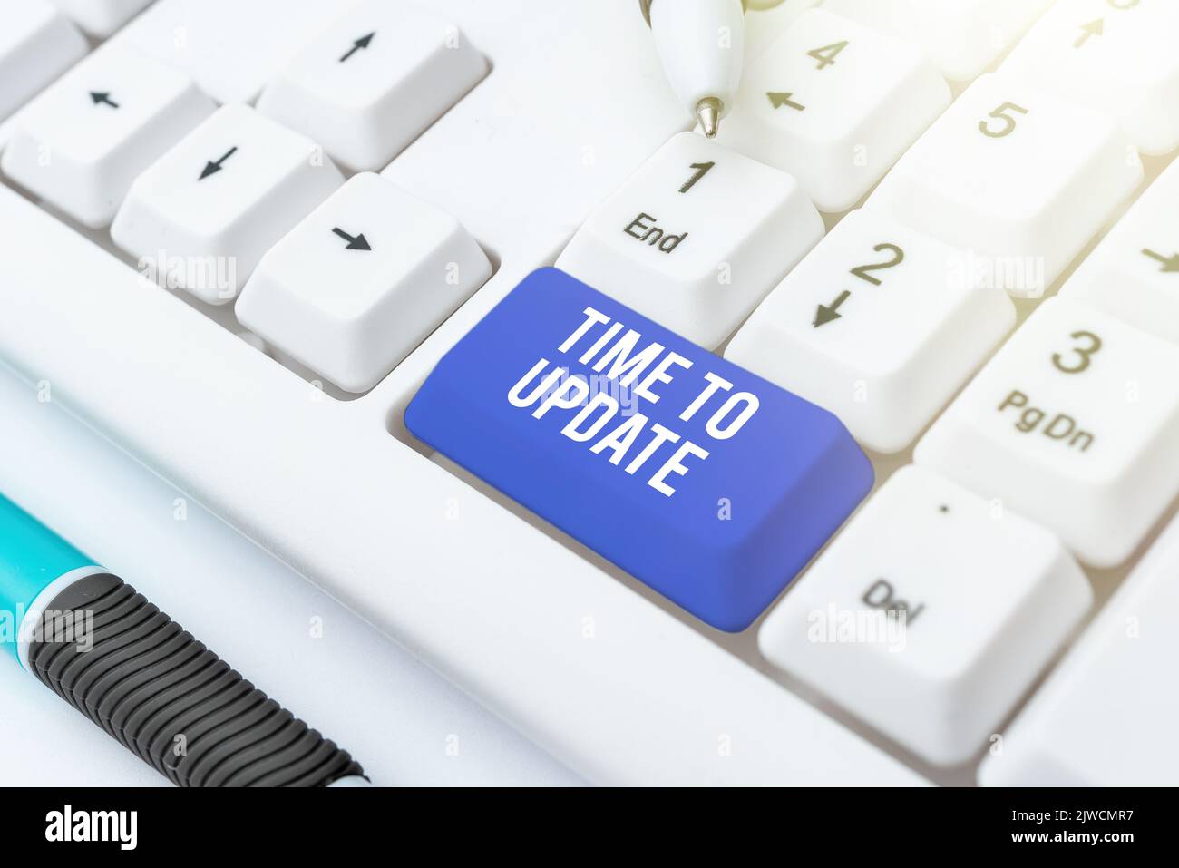 Texthandschrift Time to UpdateDie neuesten Informationen über eine ...