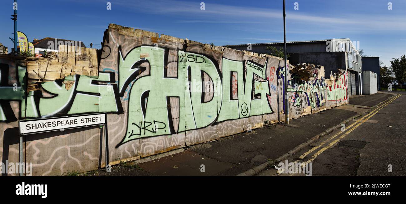 Cardiff street art -Fotos und -Bildmaterial in hoher Auflösung – Alamy