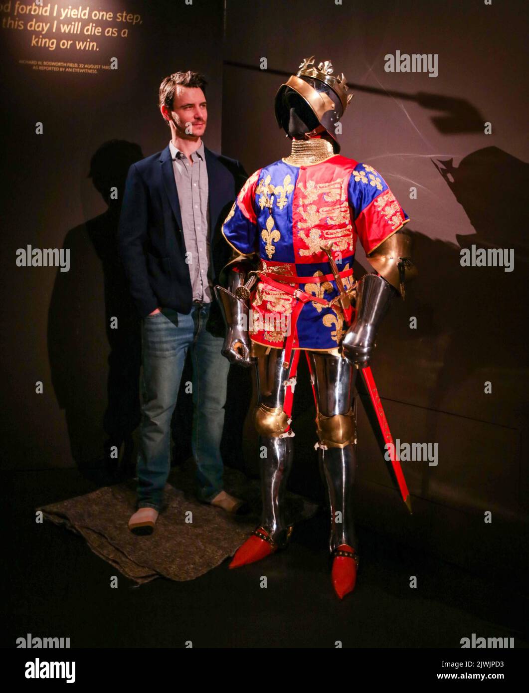 Harry lloyd acotr -Fotos und -Bildmaterial in hoher Auflösung – Alamy