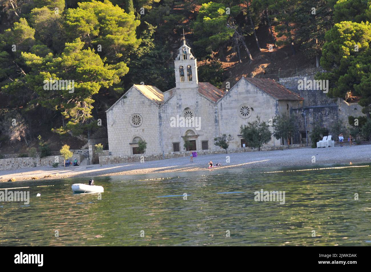 Church komiza -Fotos und -Bildmaterial in hoher Auflösung – Alamy