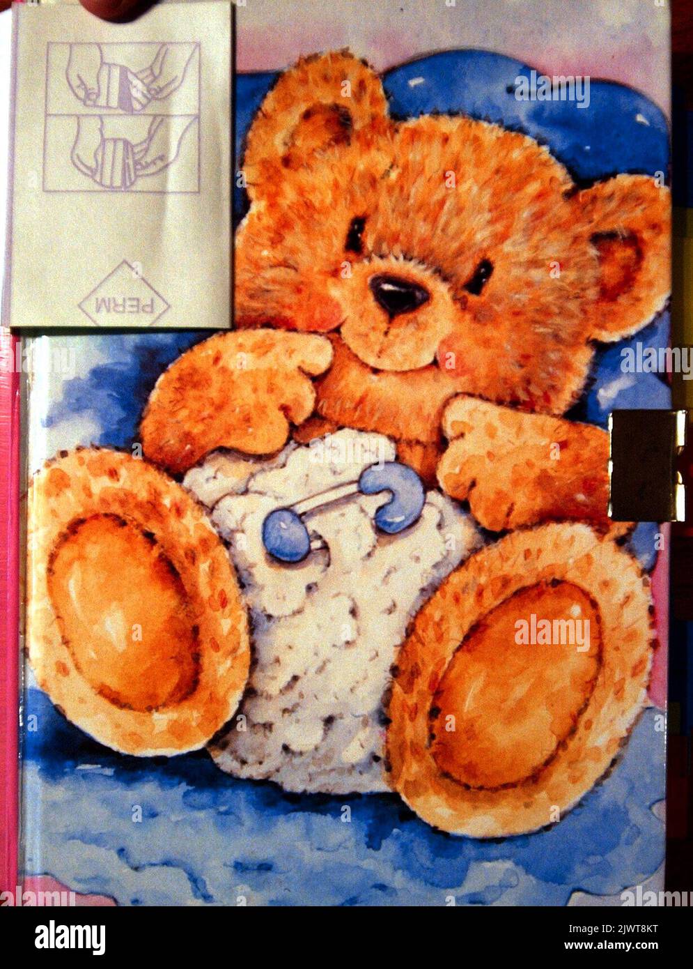 PA PHOTOS / AAP - UK USE ONLY : das Cover eines Tagebüchs von Kathleen ...