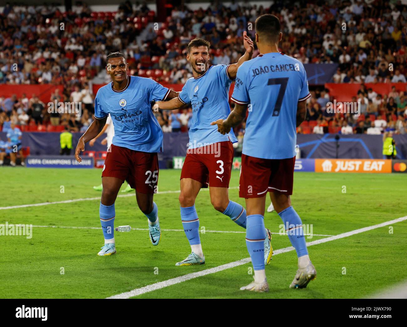 Fußball - Champions League - Gruppe G - Sevilla gegen Manchester City - Ramon Sanchez Pizjuan ...