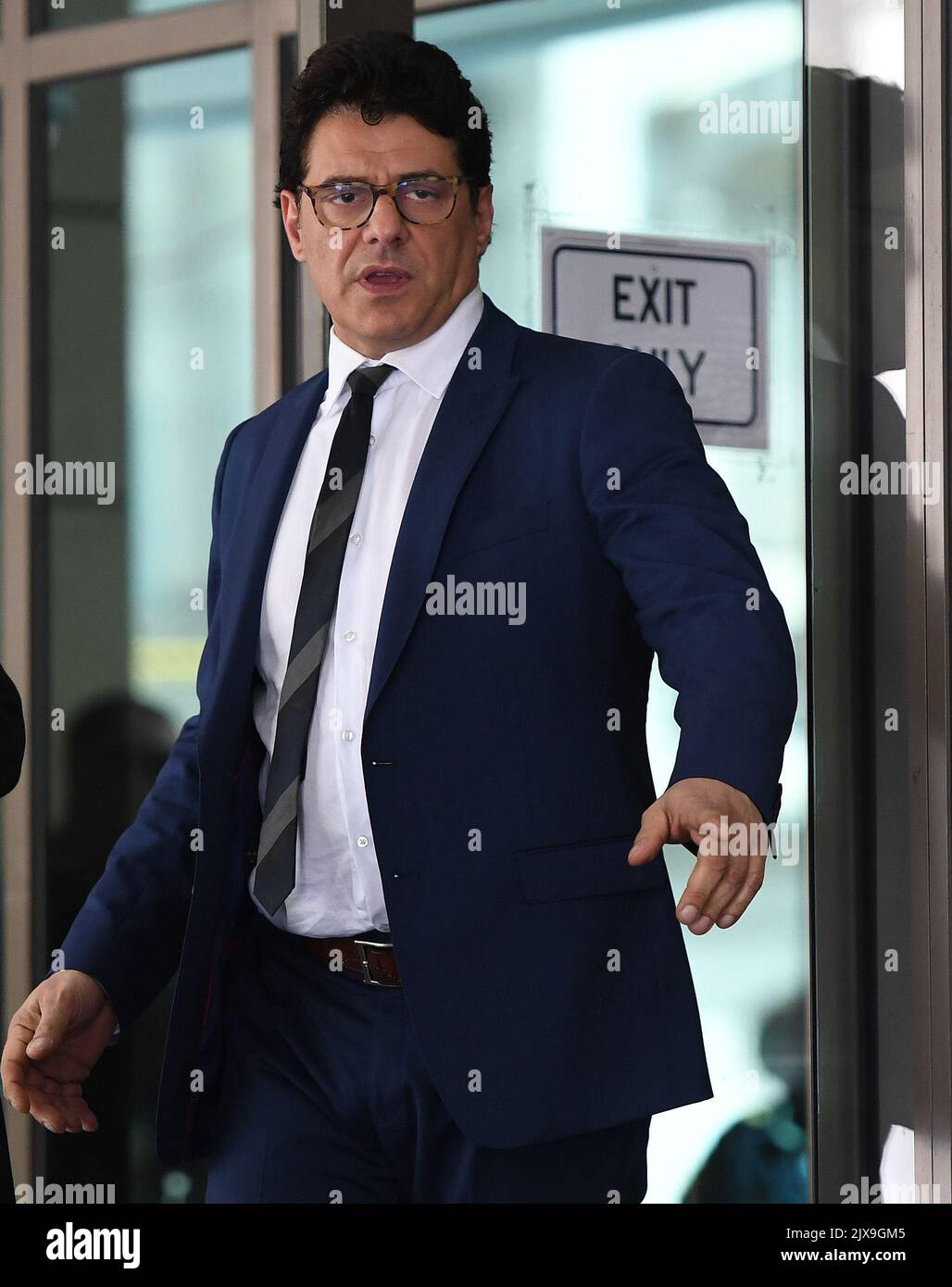 Der australische Schauspieler Vince Colosimo verlässt am Freitag, den 3 ...