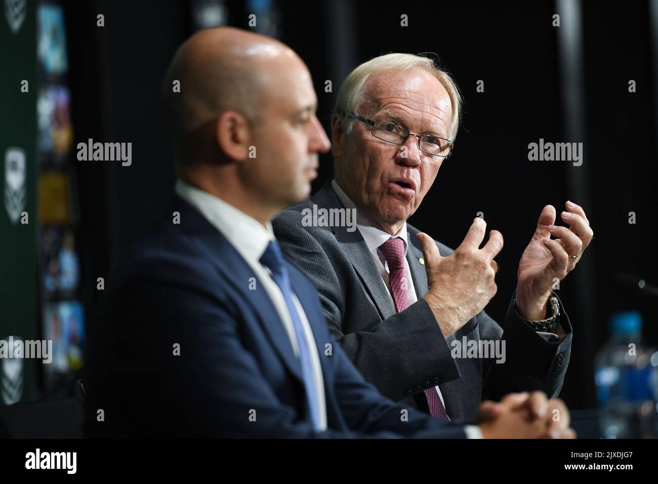 Todd Greenberg (links), Vorstandsvorsitzender der NRL, und Peter ...