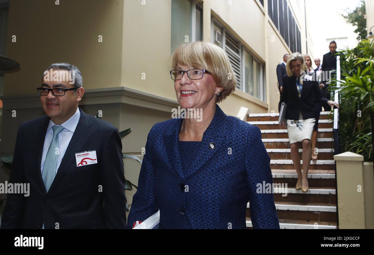 Die Geschäftsführerin der Gruppe, Alison Watkins, trifft am Mittwoch ...