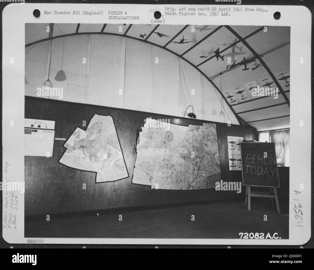 Operationsraum des 383Rd Fighter Squadron, 264. Fighter Group, 67 ...