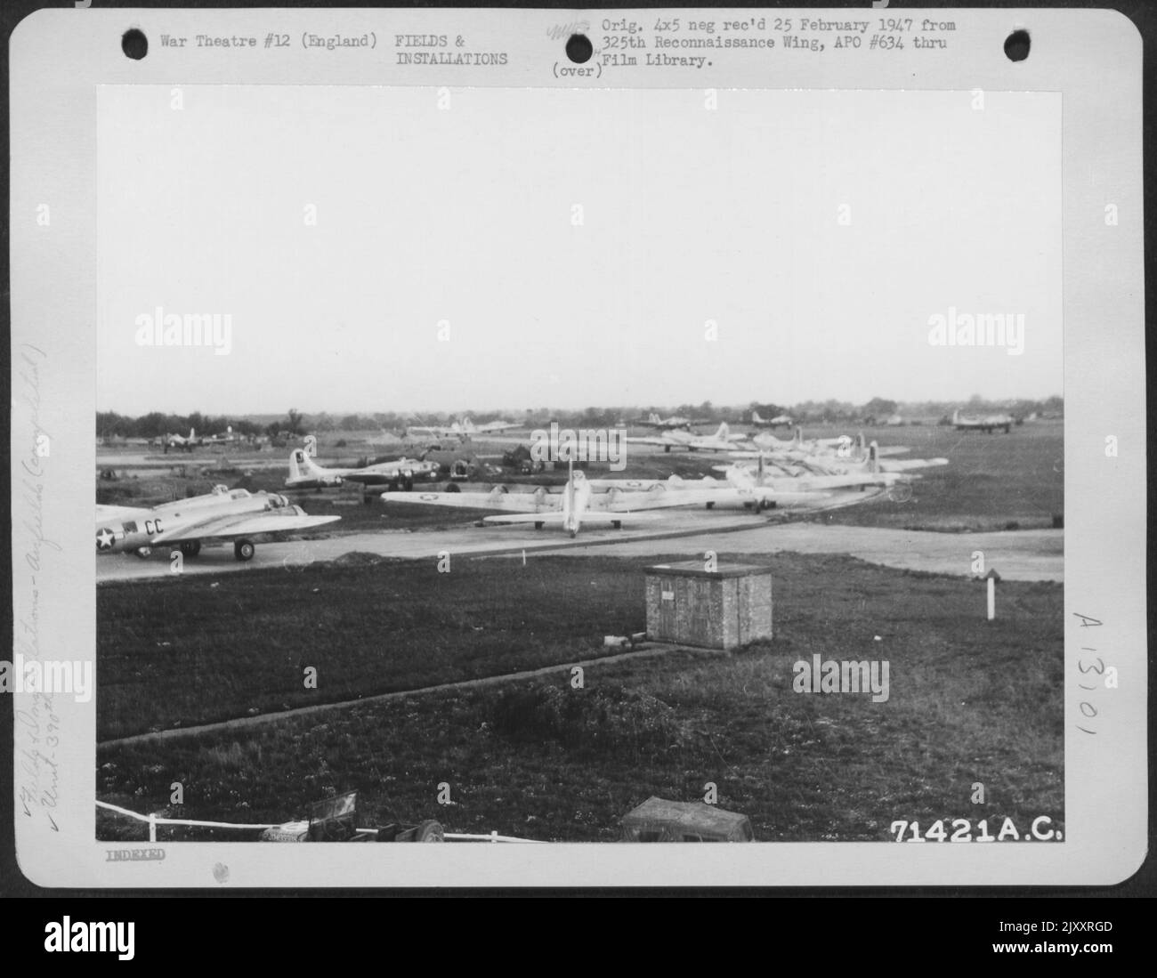 Ihre Motoren Roaring, Boeing B-17 'Flying Fortress' der 390Th Bomb ...