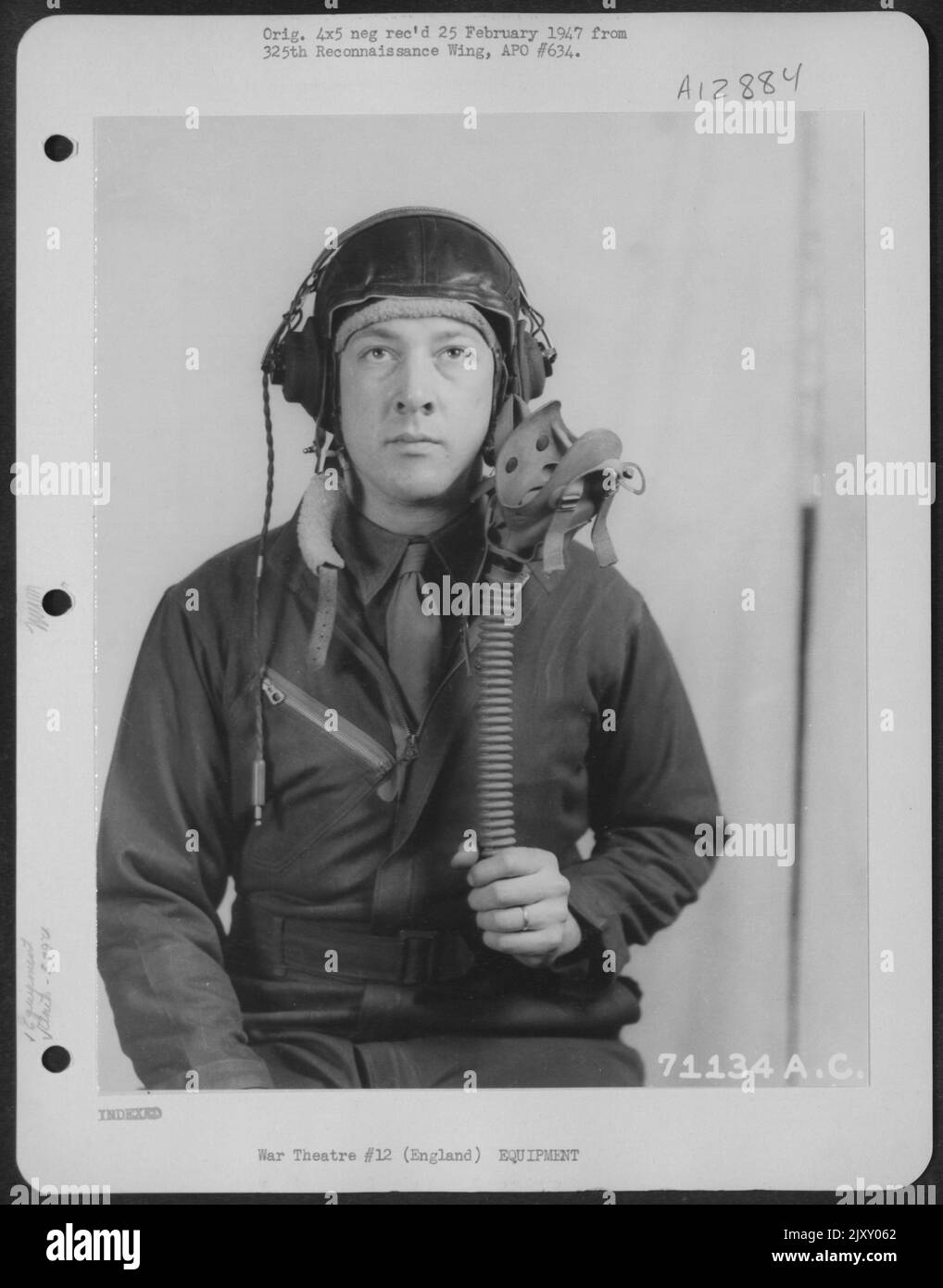 Luftwaffe flak helm -Fotos und -Bildmaterial in hoher Auflösung – Alamy