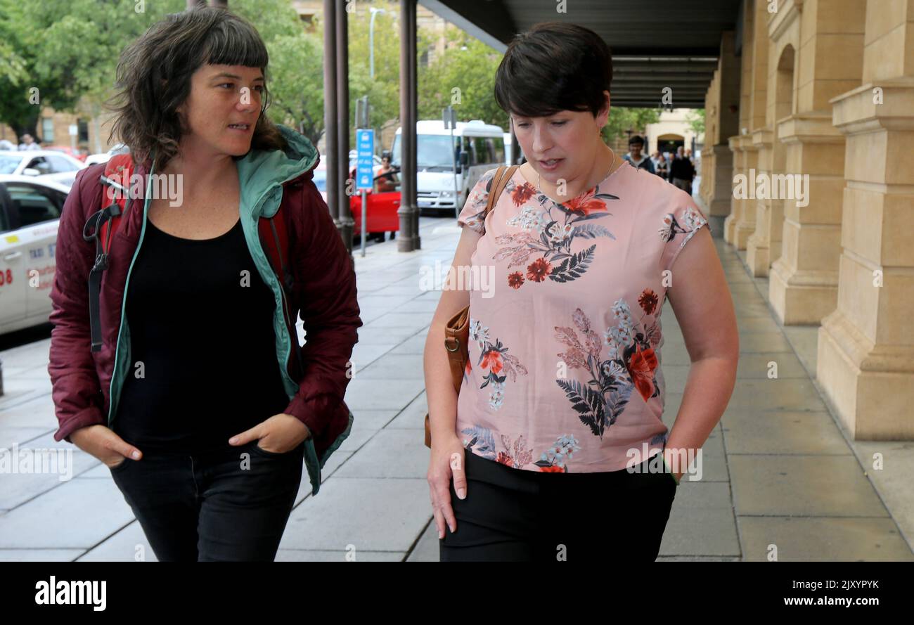 Sarah Kerr, die ein Baby verloren hat, als Lisa Barrett ihre Hebamme ...