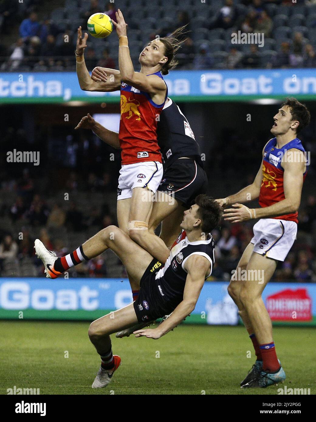 Eric Hipwood von den Löwen fliegt am Samstag, den 22. Juni 2019, beim ...