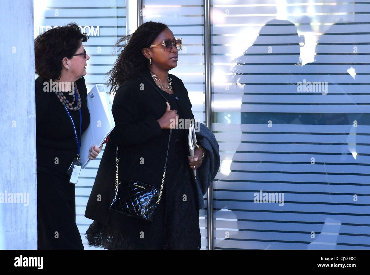 Esther Adongo Timberlake (rechts) ist am Montag, den 15. Juli 2019 ...
