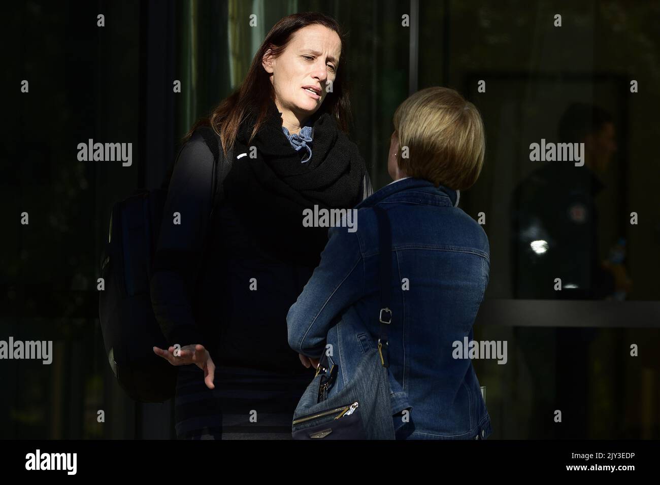 Der in Sydney ansässige Hausarzt und Suchtspezialist Dr. Hester Wilson ...