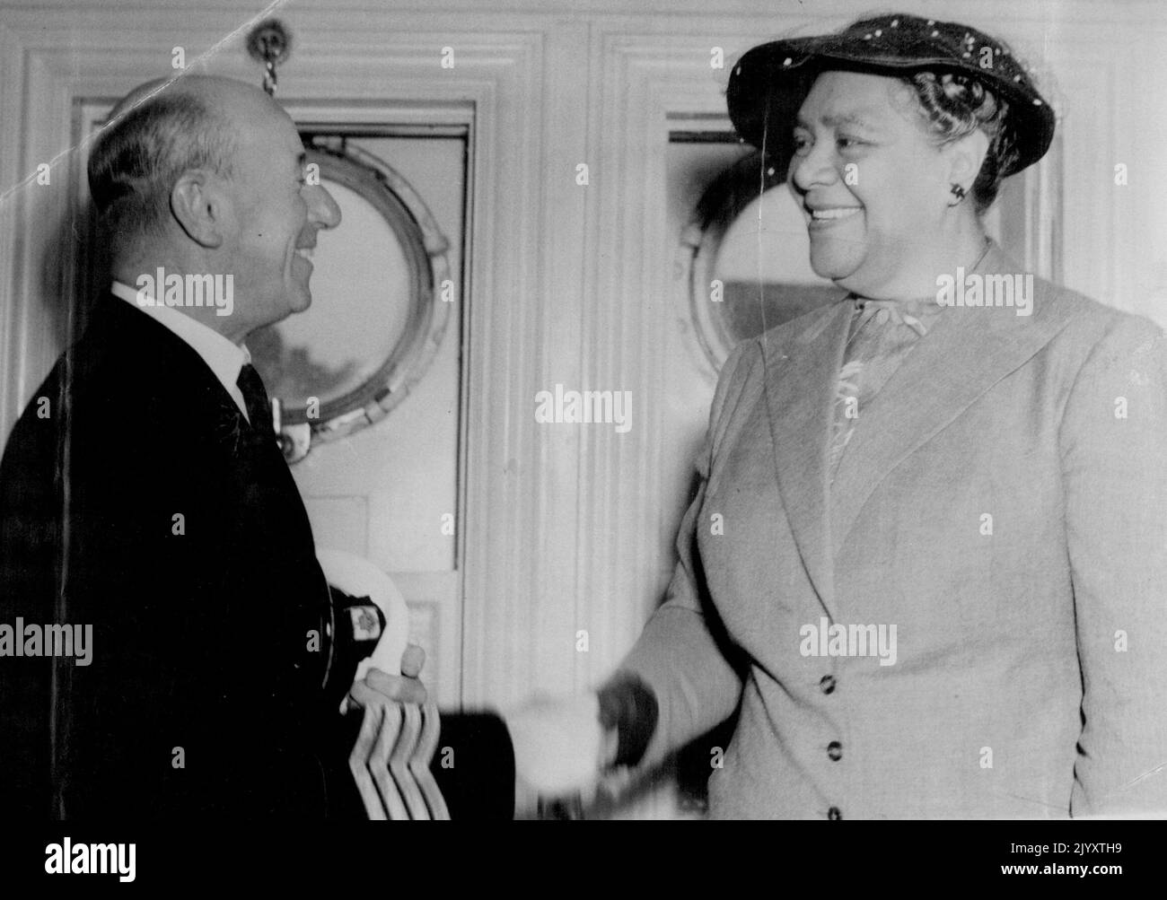 Queen salote tupou iii of tonga -Fotos und -Bildmaterial in hoher ...