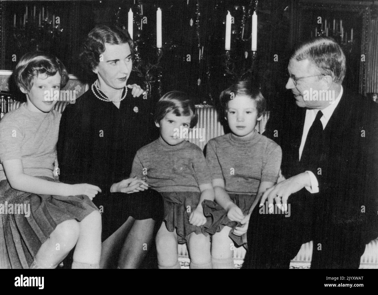 Queen anne marie left -Fotos und -Bildmaterial in hoher Auflösung – Alamy