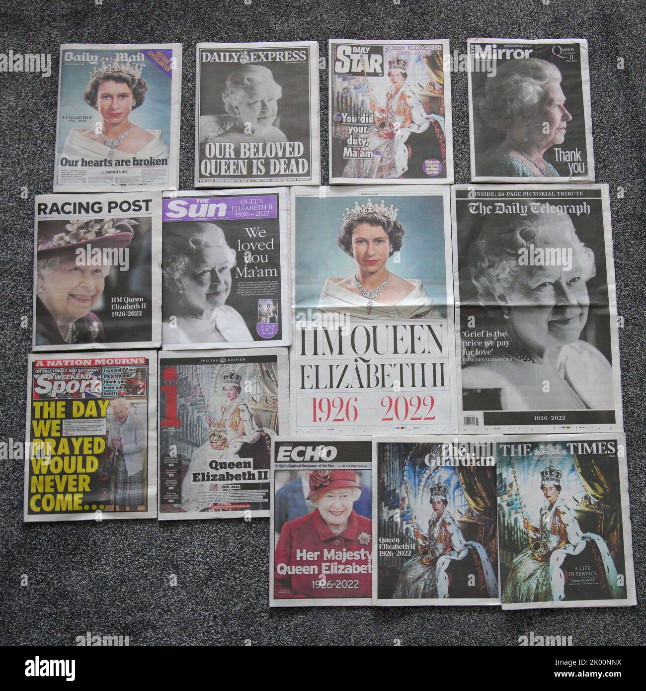 Einige der Titelseiten von Zeitungen nach dem Tod von Königin Elizabeth ...