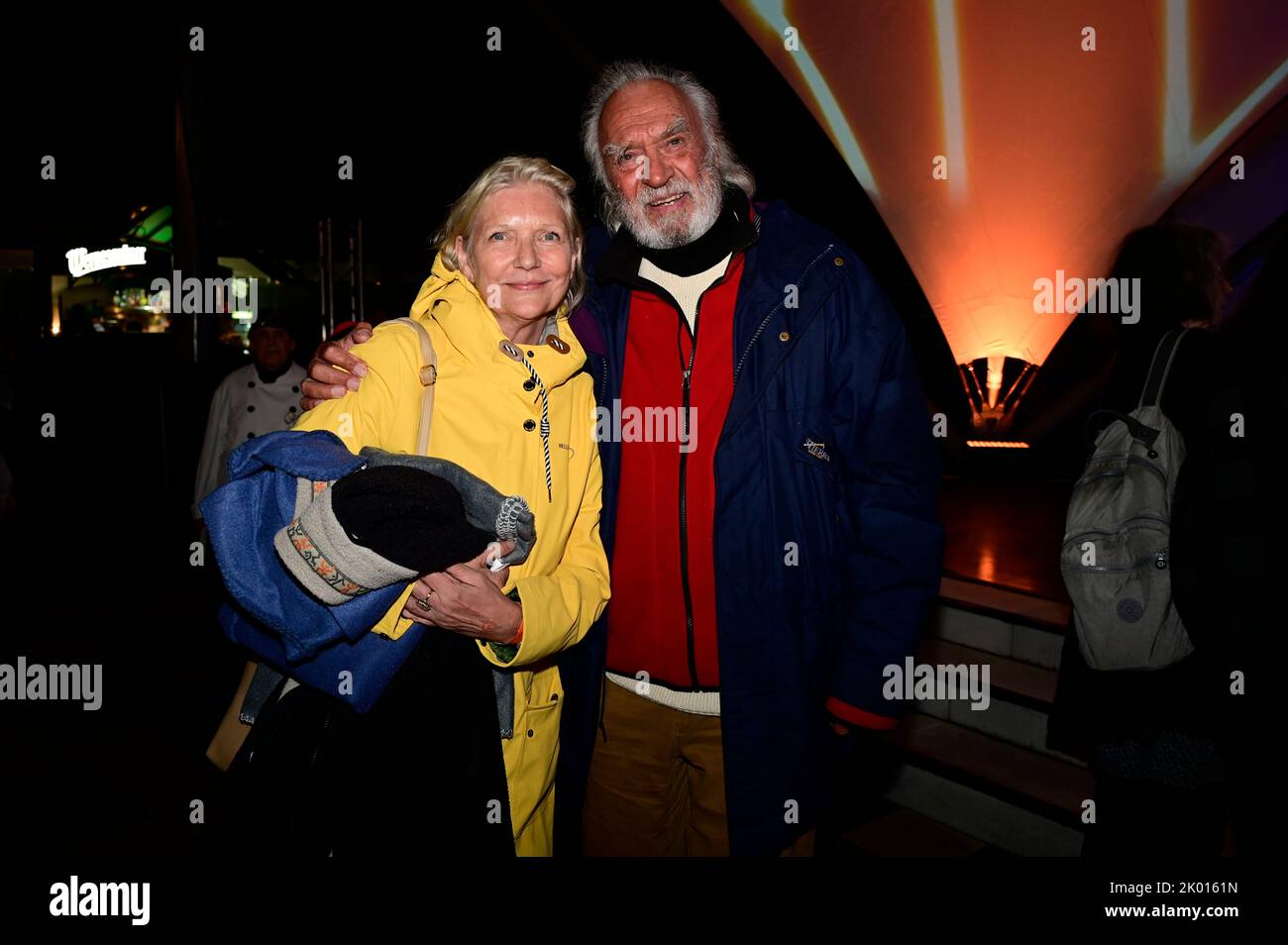 Achim Wolff mit Ehefrau Rita Feldmeier bei der Premiere des ...