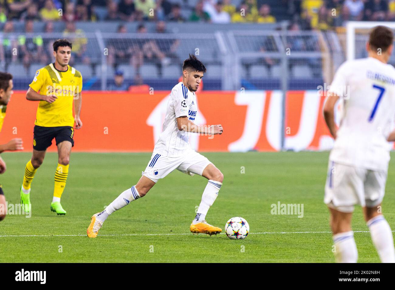 Dortmund, Deutschland. 06., September 2022. Kevin Diks (2) vom FC ...