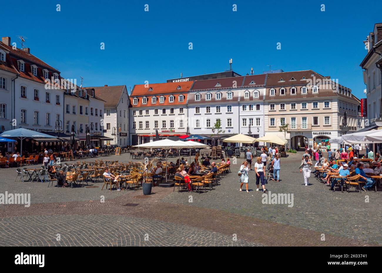 Platz st johanner markt -Fotos und -Bildmaterial in hoher Auflösung – Alamy