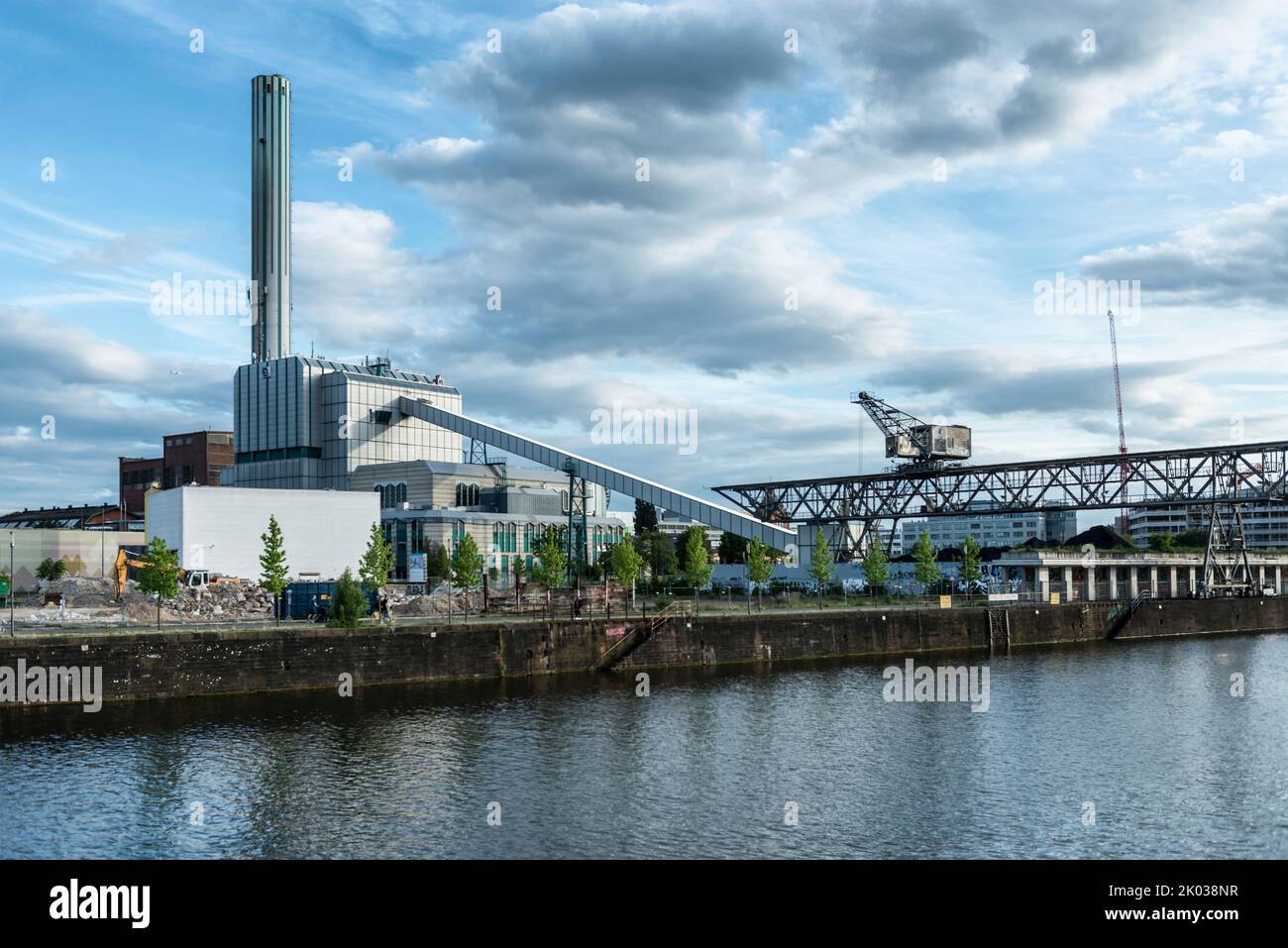 Kurze evo am offenbacher hafen -Fotos und -Bildmaterial in hoher ...