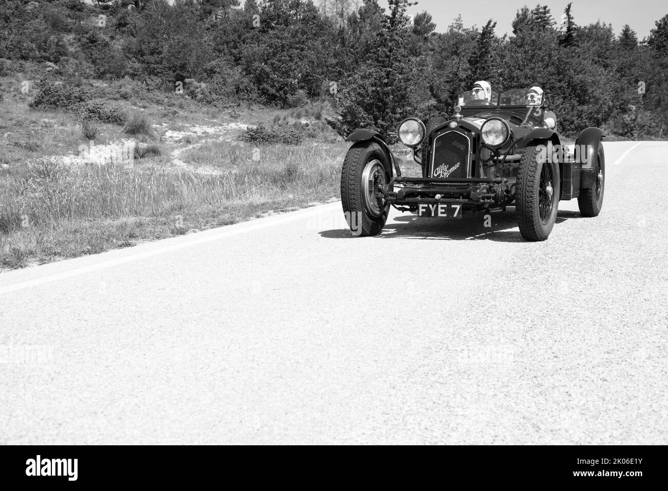 URBINO - ITALIEN - JUN 16 - 2022 : ALFA ROMEO 8C 2300 MONZA 1933 auf ...