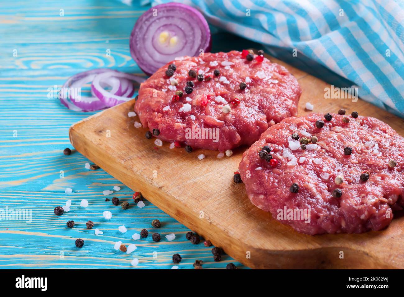Rindersteak burger -Fotos und -Bildmaterial in hoher Auflösung – Alamy