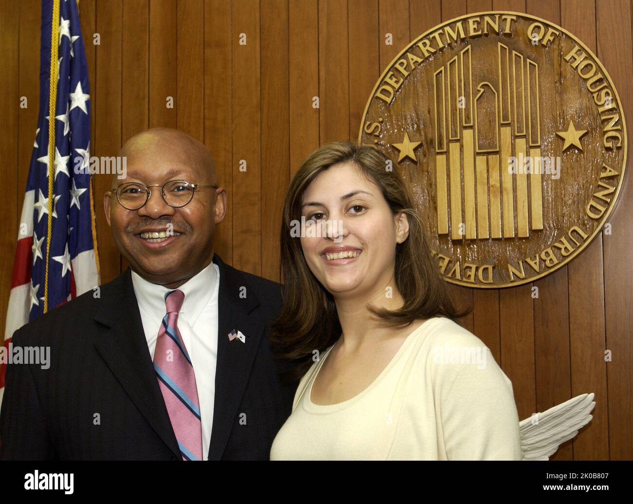Sekretär Alphonso Jackson mit Mitarbeitern von Anhang C - Sekretär ...