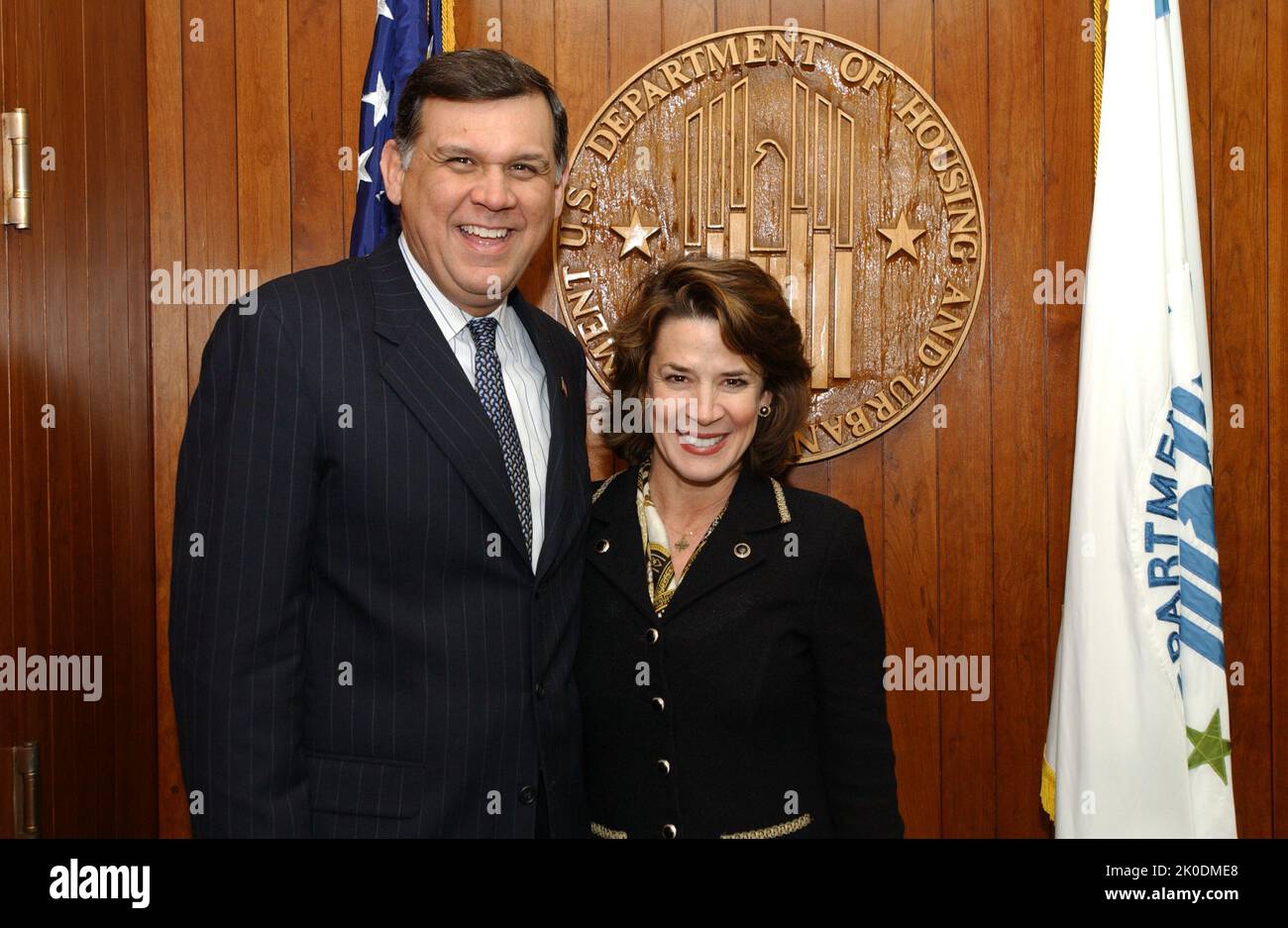 Sekretär Mel Martinez mit Katherine Harris. Sekretärin Mel Martinez mit ...