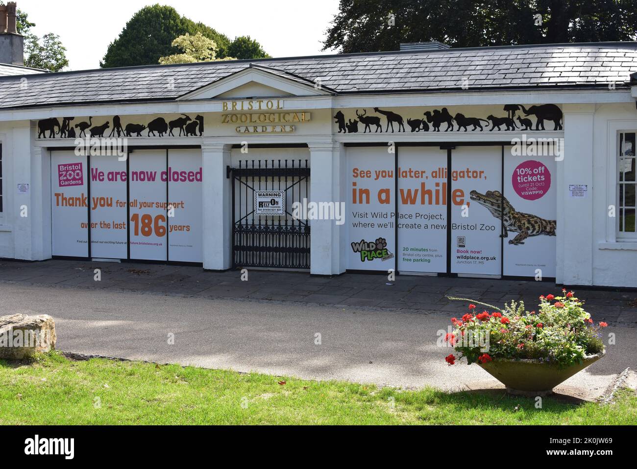 Ein Foto des Zoos von Bristol mit der Aufschrift „Geschlossen, vielen Dank für Ihre ...