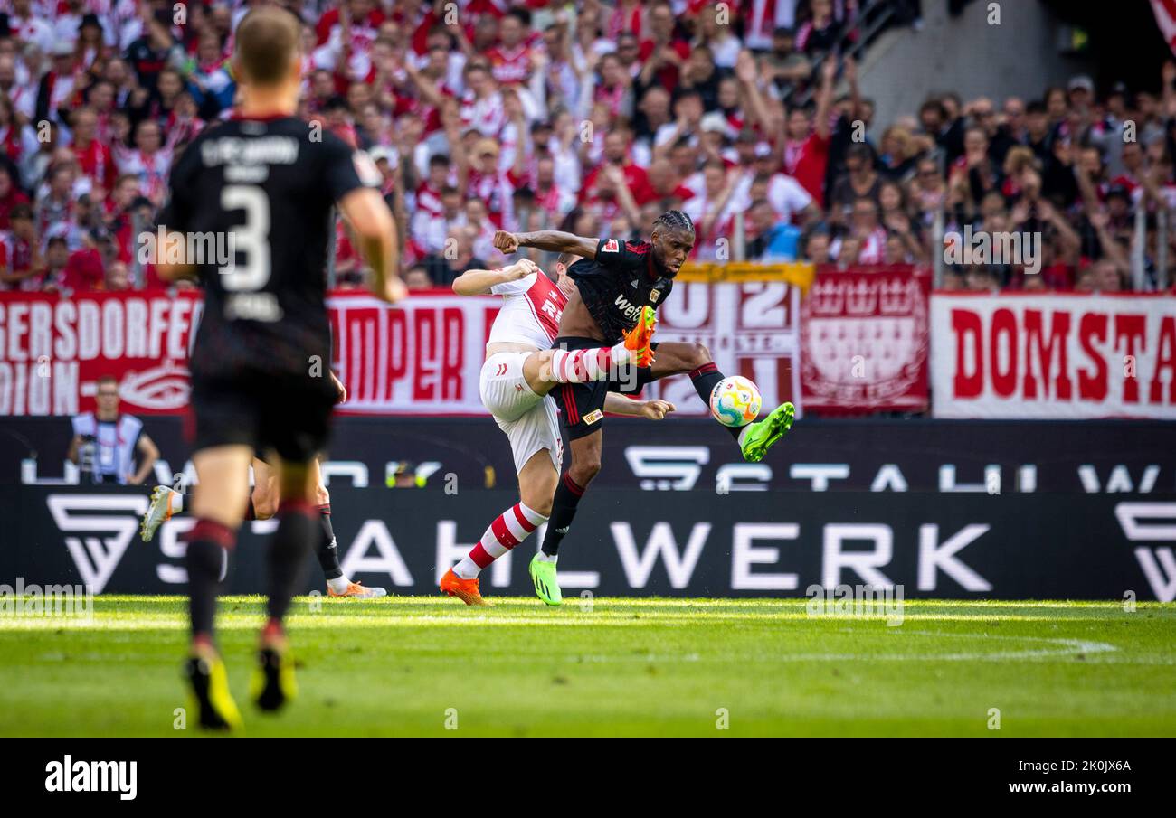 Theoson-Jordan Siebatcheu (Union) 1. FC Köln - Union Berlin 11.09.2022 ...