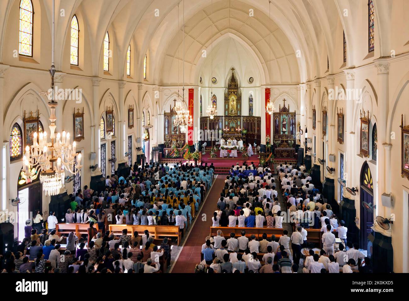 Als königin des rosenkranzes -Fotos und -Bildmaterial in hoher Auflösung – Alamy