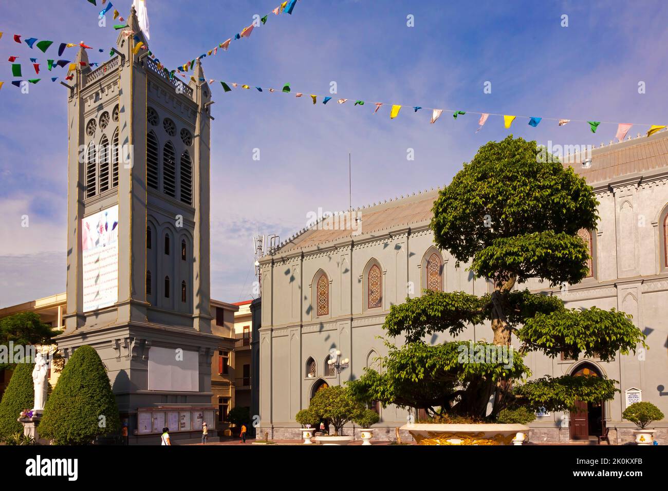 Als königin des rosenkranzes -Fotos und -Bildmaterial in hoher Auflösung – Alamy