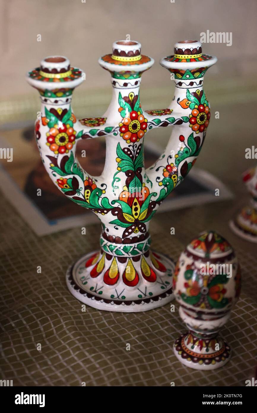 Kosiv keramik -Fotos und -Bildmaterial in hoher Auflösung – Alamy