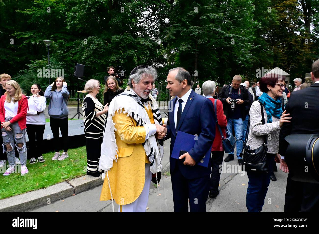 Im Bild: Alex Jacobowitz,Octavian Ursu. Nach mehr als acht Jahren ziert ...