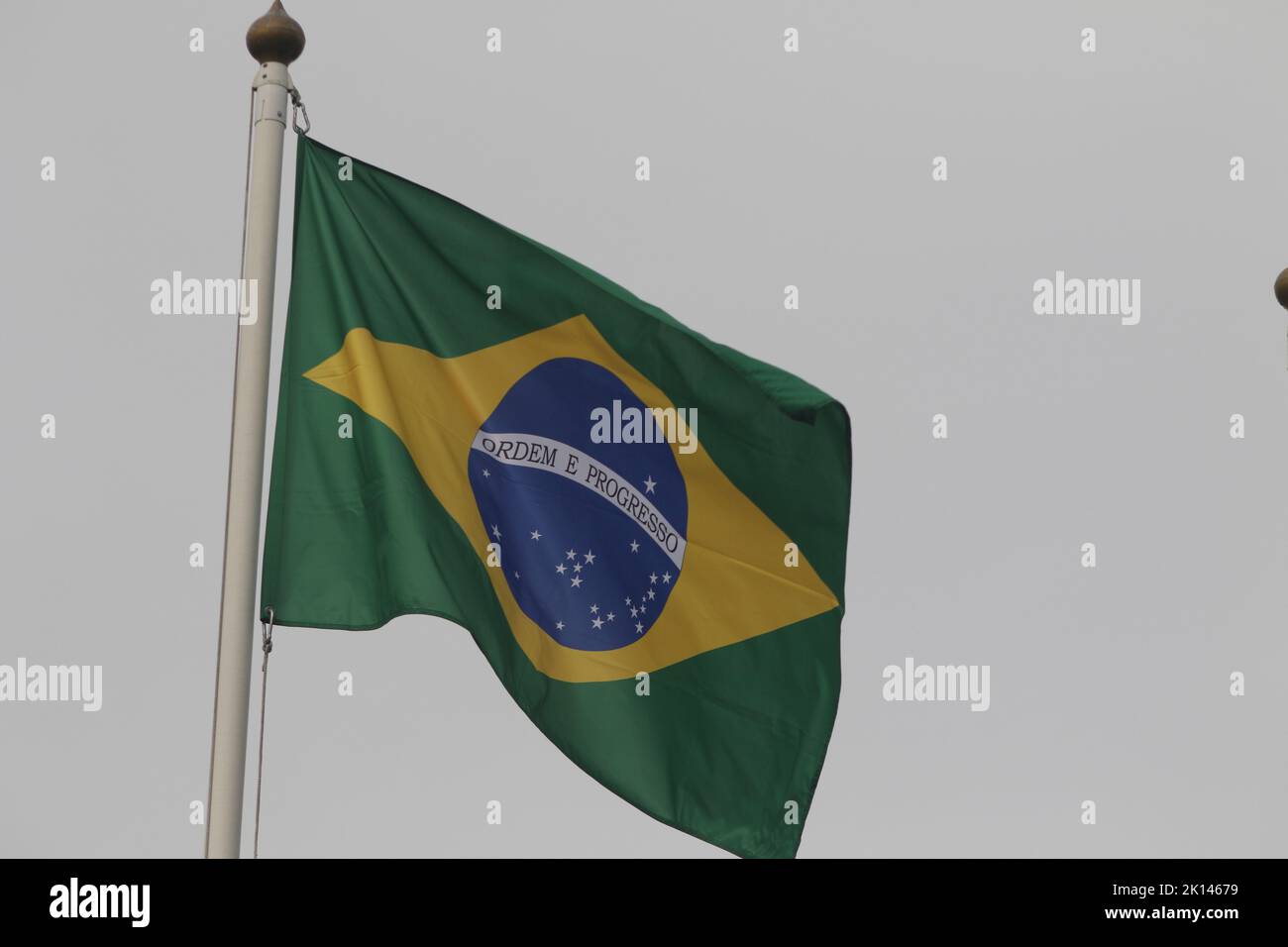Die Flagge Brasiliens in der Galerie der Flaggen der teilnehmenden ...