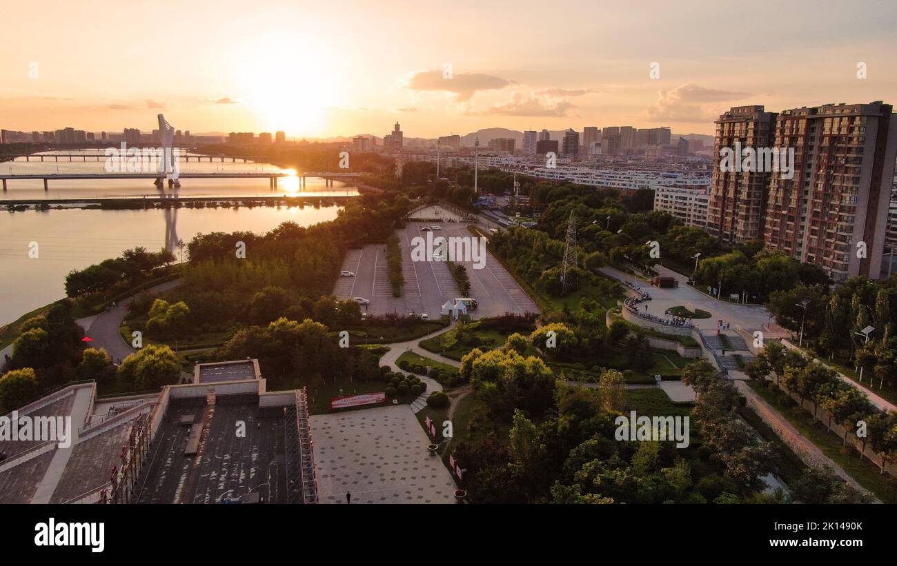 (220915) -- SHENYANG, 15. September 2022 (Xinhua) -- Luftfoto vom 16 ...