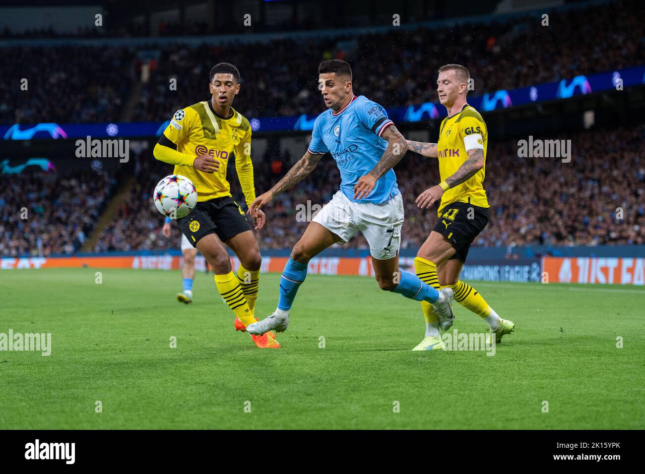 Jude bellingham boots -Fotos und -Bildmaterial in hoher Auflösung – Alamy