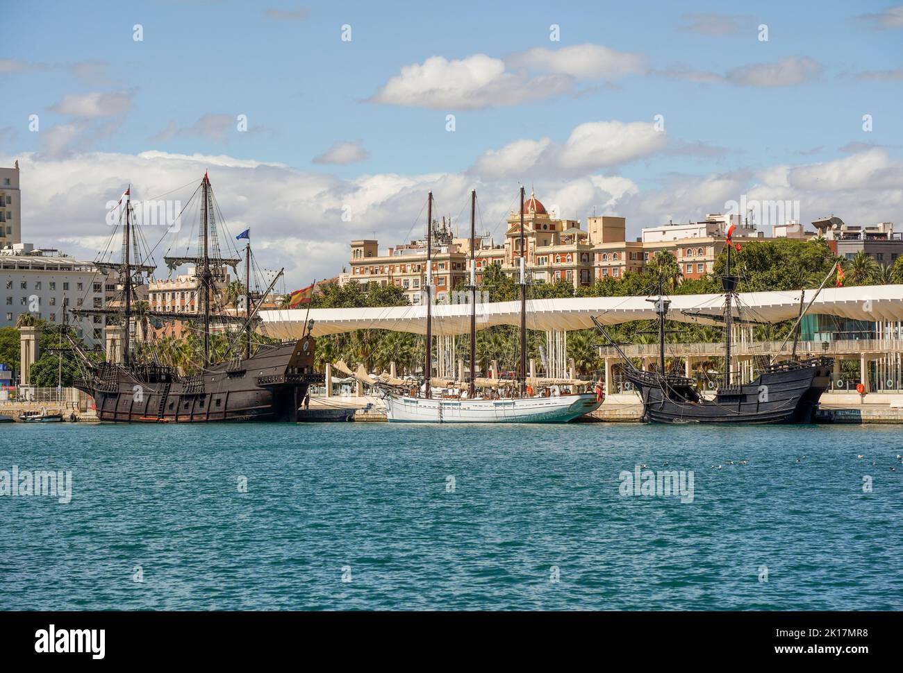 Drei Nachbildungen von alten Segelschiffen, Nao Victoria , Galeon ...