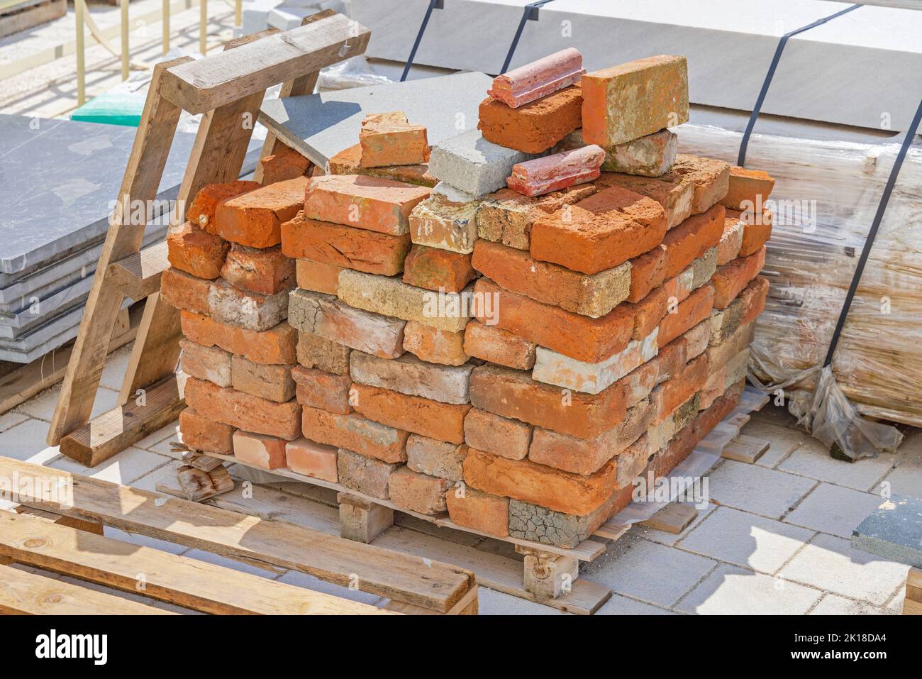 Zurückgewonnenes material -Fotos und -Bildmaterial in hoher Auflösung ...