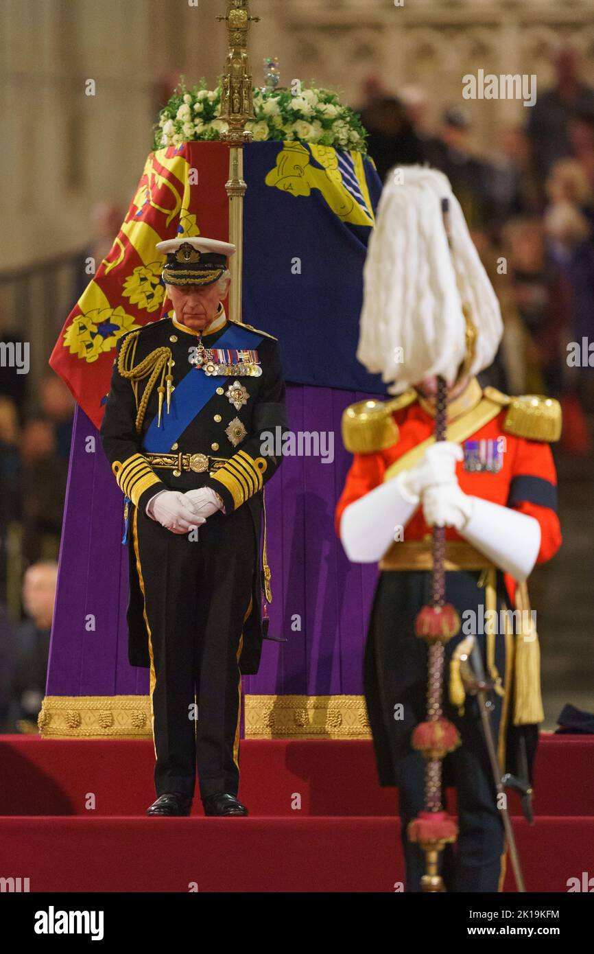 König Karl III., die Prinzessin Royal, der Herzog von York und der Graf ...
