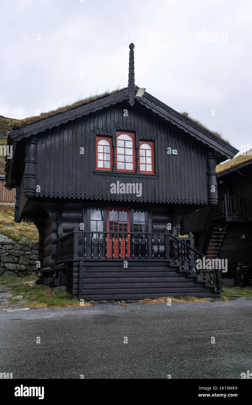 House norway grass roof -Fotos und -Bildmaterial in hoher Auflösung - Seite 2 - Alamy