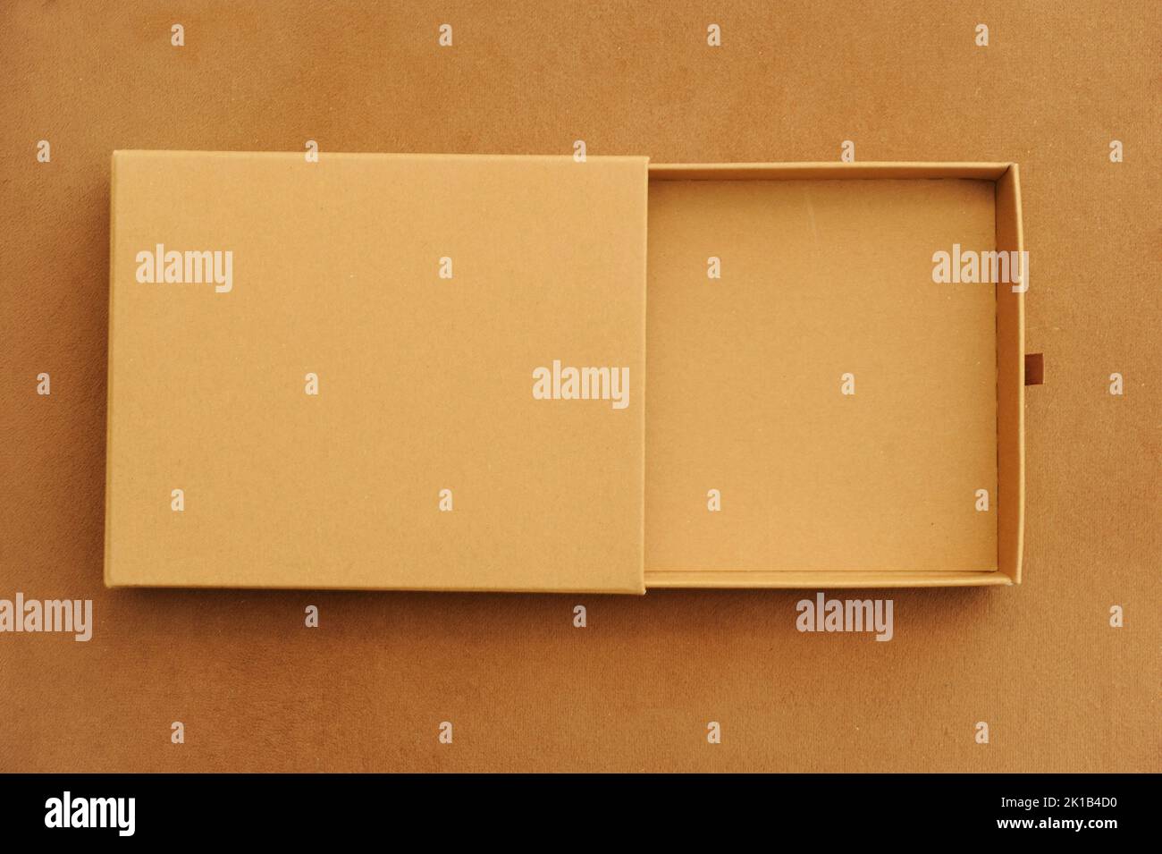 Karton design -Fotos und -Bildmaterial in hoher Auflösung – Alamy