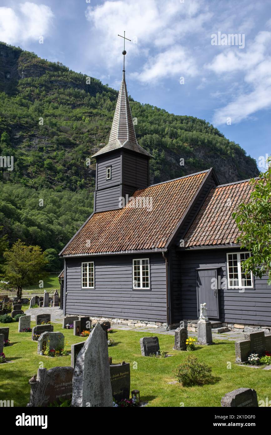 Flam, Norwegen - 19. Juni 2022: Die Flam-Kirche ist eine Pfarrkirche ...