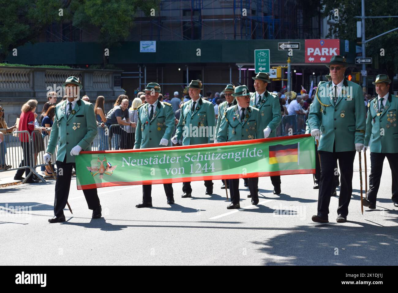 Deutscher steubentag parade -Fotos und -Bildmaterial in hoher Auflösung ...