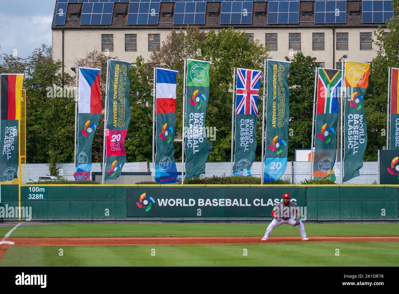 Armin wolf arena -Fotos und -Bildmaterial in hoher Auflösung – Alamy