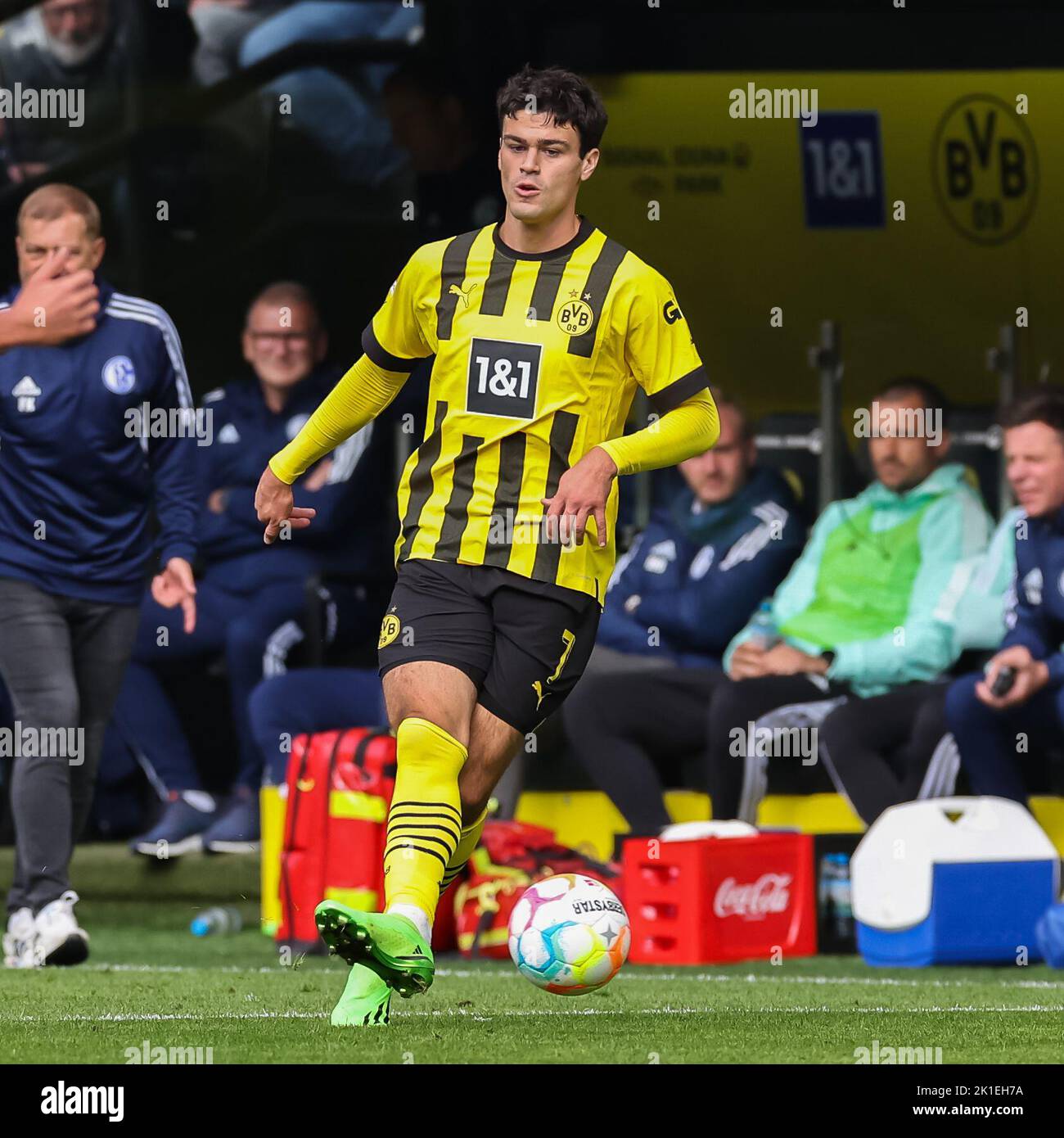 DORTMUND, DEUTSCHLAND - 17. SEPTEMBER: Giovanni Alejandro Reyna von Borussia Dortmund beim ...