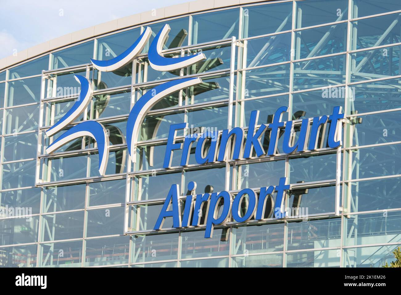 Flughafen frankfurt terminal 1 -Fotos und -Bildmaterial in hoher ...