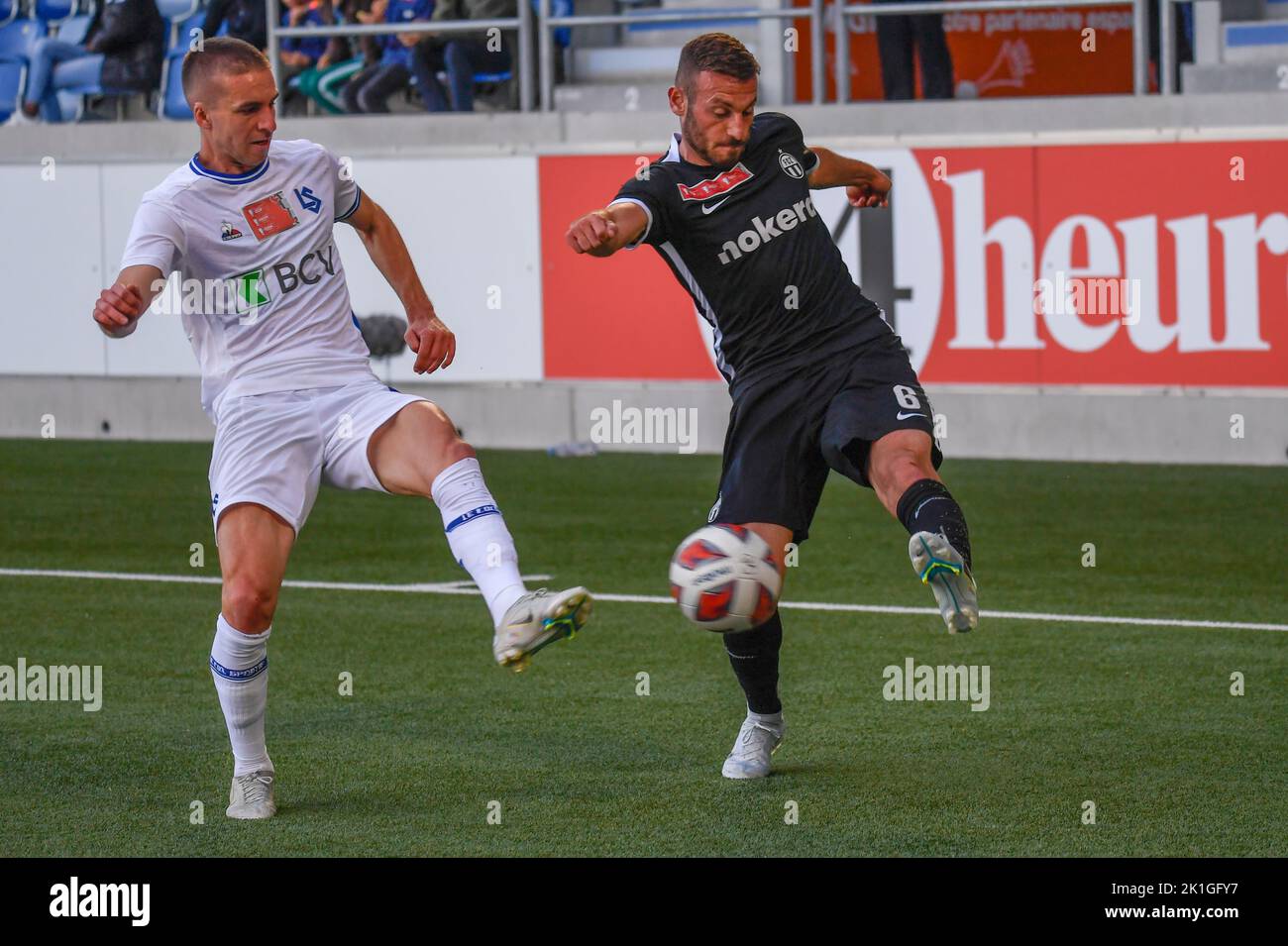 Lausanne Schweiz, 09/18/2022: Fidan aliti des FC Zürich (6) ist während ...