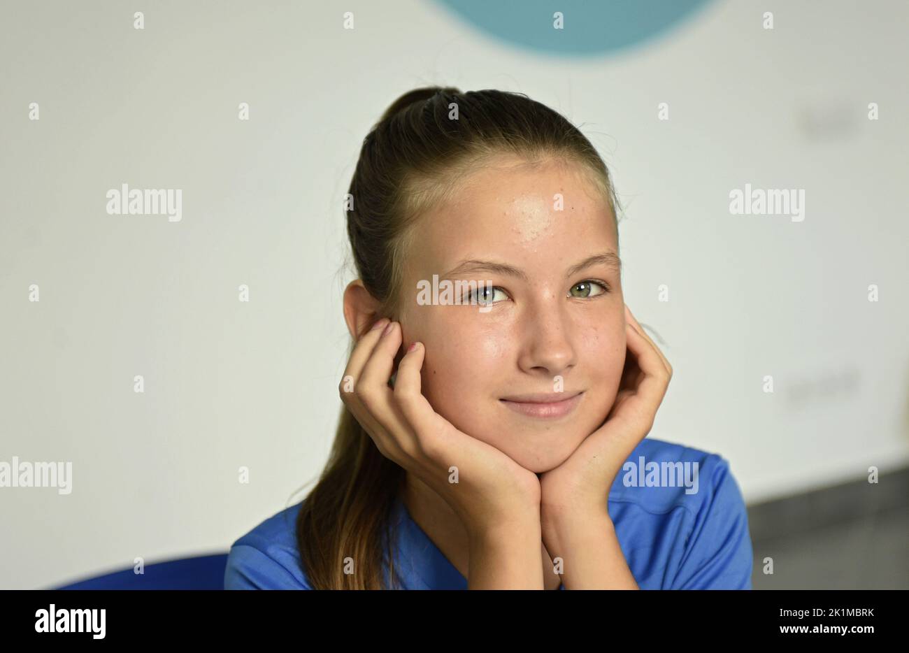 KIEW, UKRAINE - 16. SEPTEMBER 2022 - Weltmeisterin Valeriia Yezhova, 11 ...
