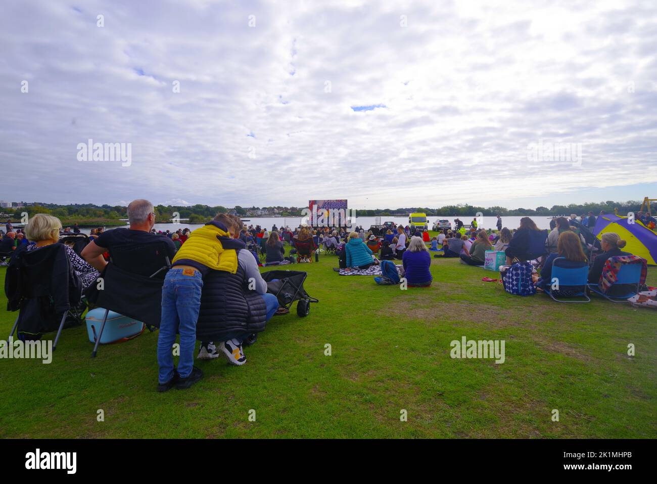 Beerdigung von queen elizabeth im poole park -Fotos und -Bildmaterial ...