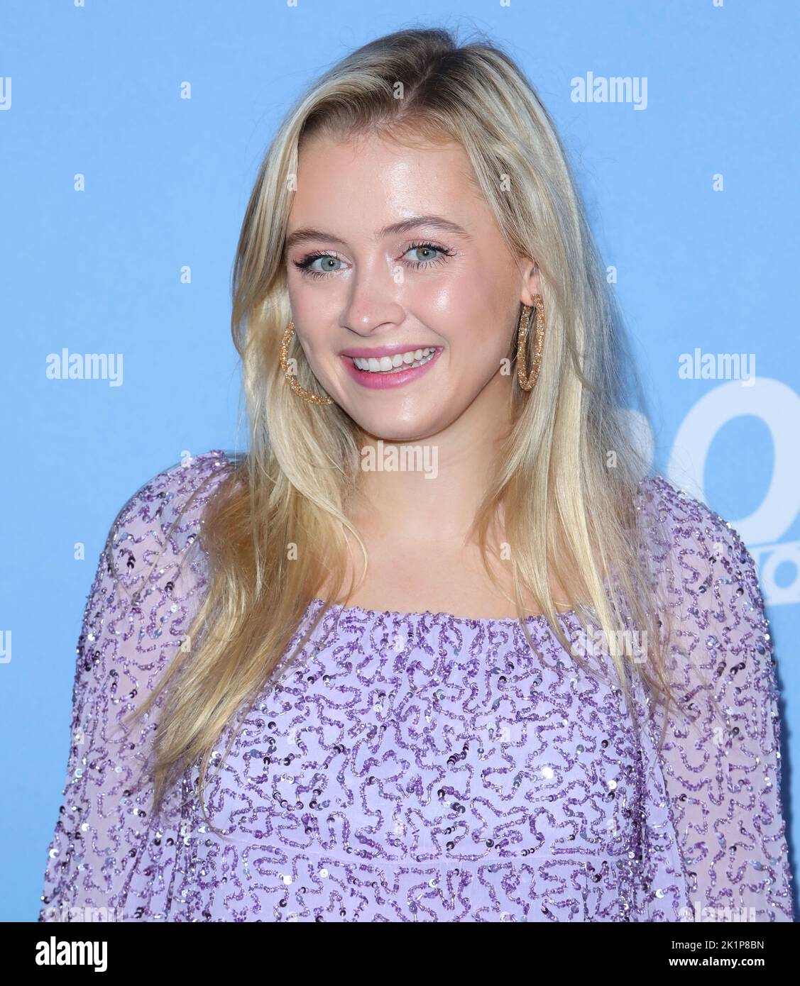 Emma Meisel kommt bei der Hulus Original Series REBOOT Premiere, die am ...